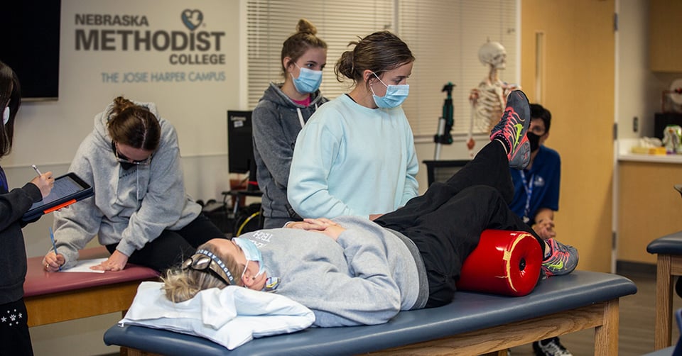 9 Top Entry-level Healthcare Jobs